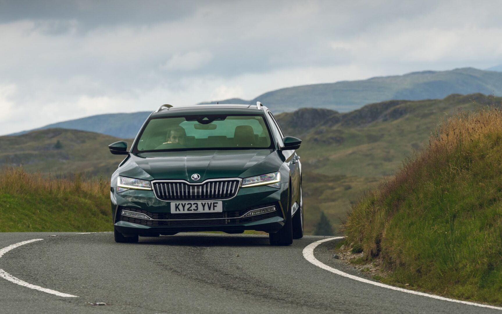 Unikatna Škoda Superb Sleeper Edition - autogaraza.hr