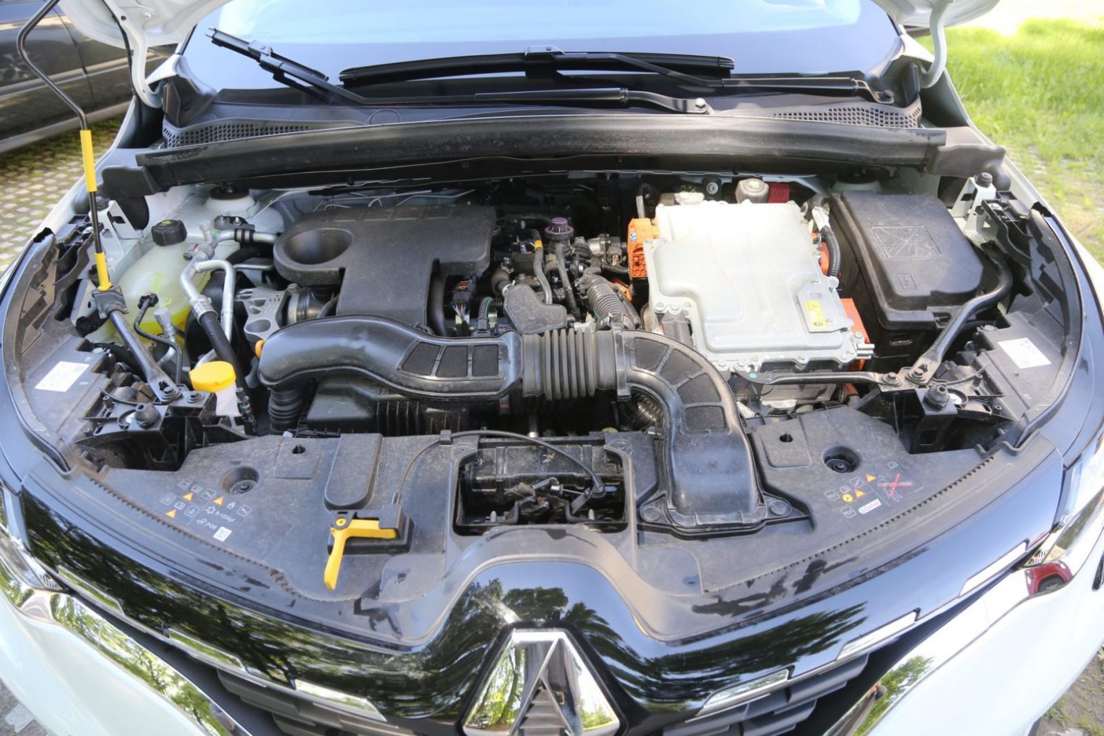 TEST: Renault Captur 1.6 E-Tech Plug-in Hybrid 160 Intens - autogaraza.hr
